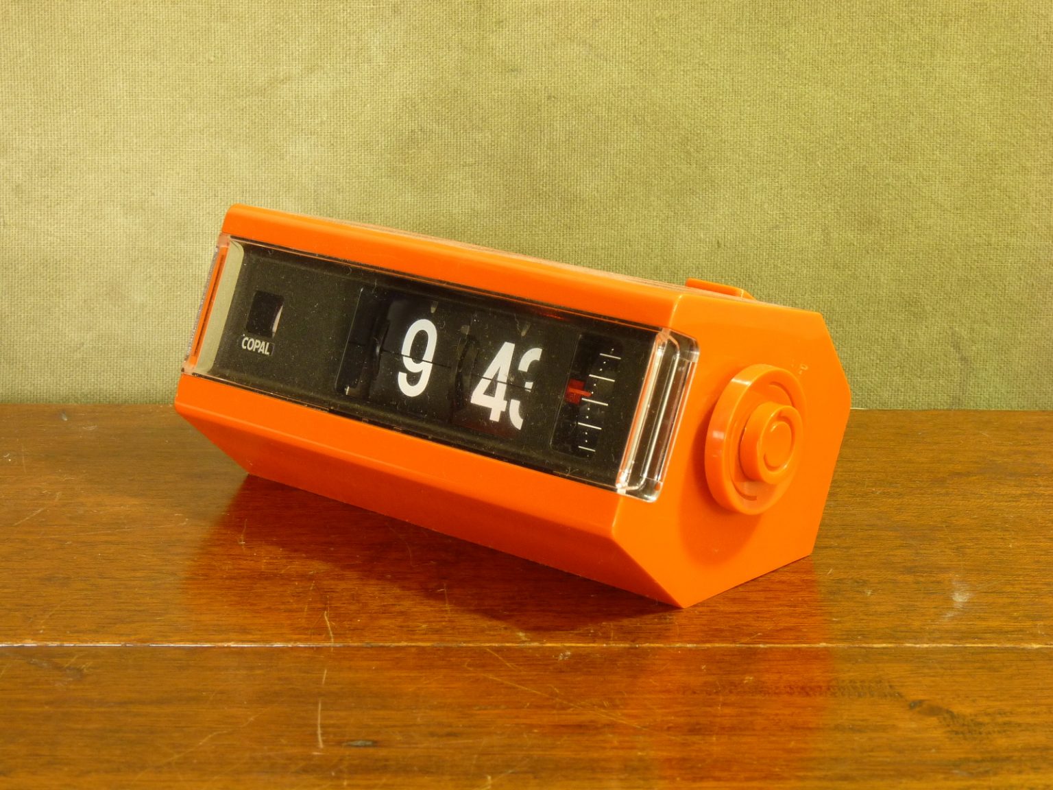Orange Copal Model 227 24-hour Flip Clock with alarm - Anything In ...