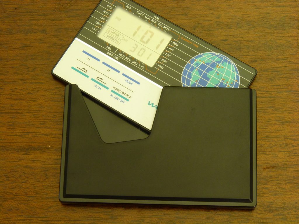 Credit Card Sized Casio World Time Quartz Alarm Clock CC-120U ...